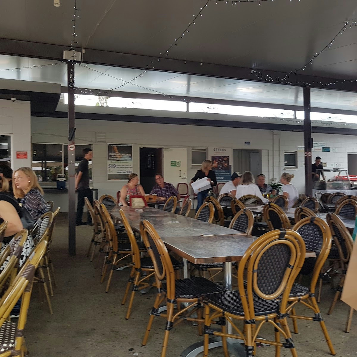 Bulimba Golf Club - restaurant in Bulimba | Via Brisbane