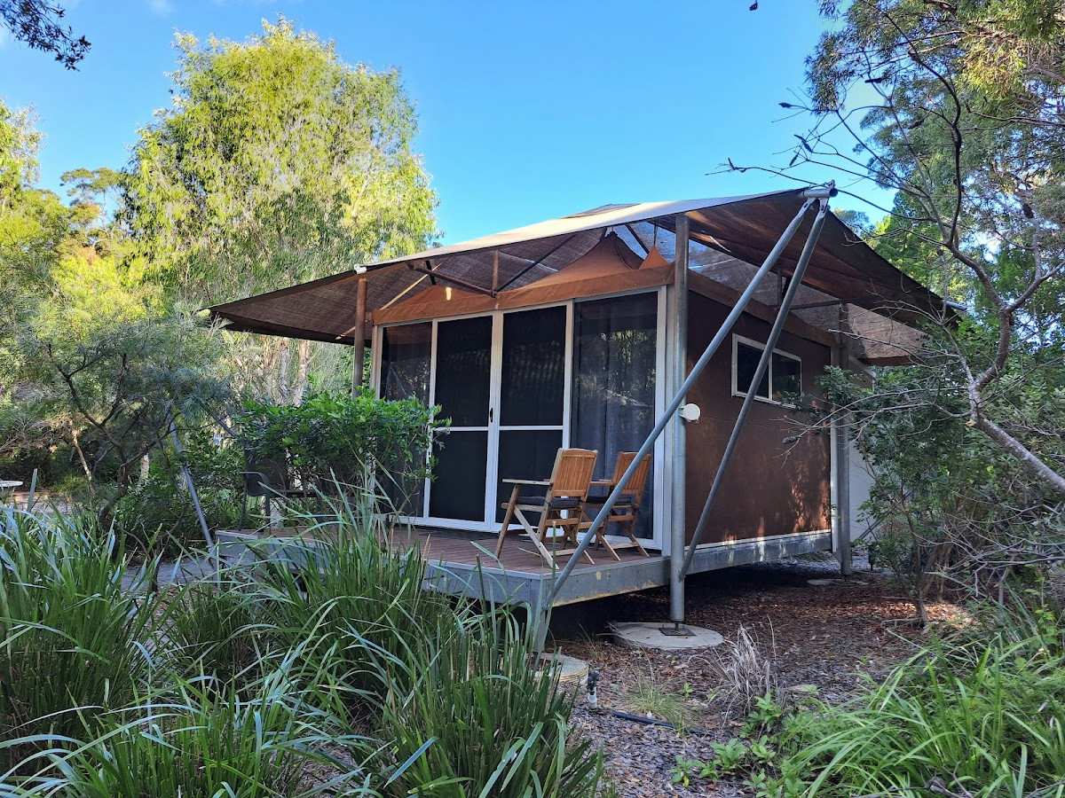 Castaways Moreton Island - venue in Bulwer | Via Brisbane