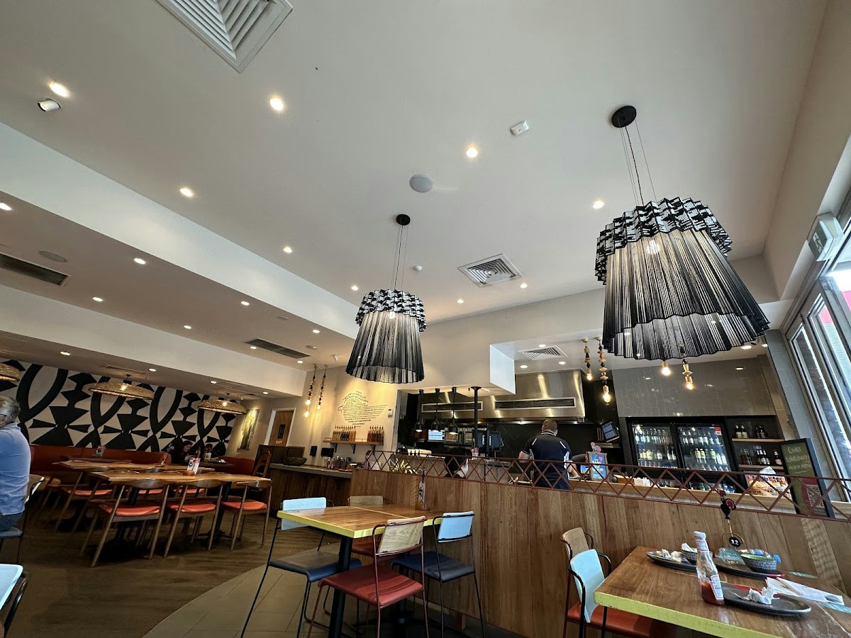 Nando's Calamvale - restaurant in Calamvale - Via Brisbane
