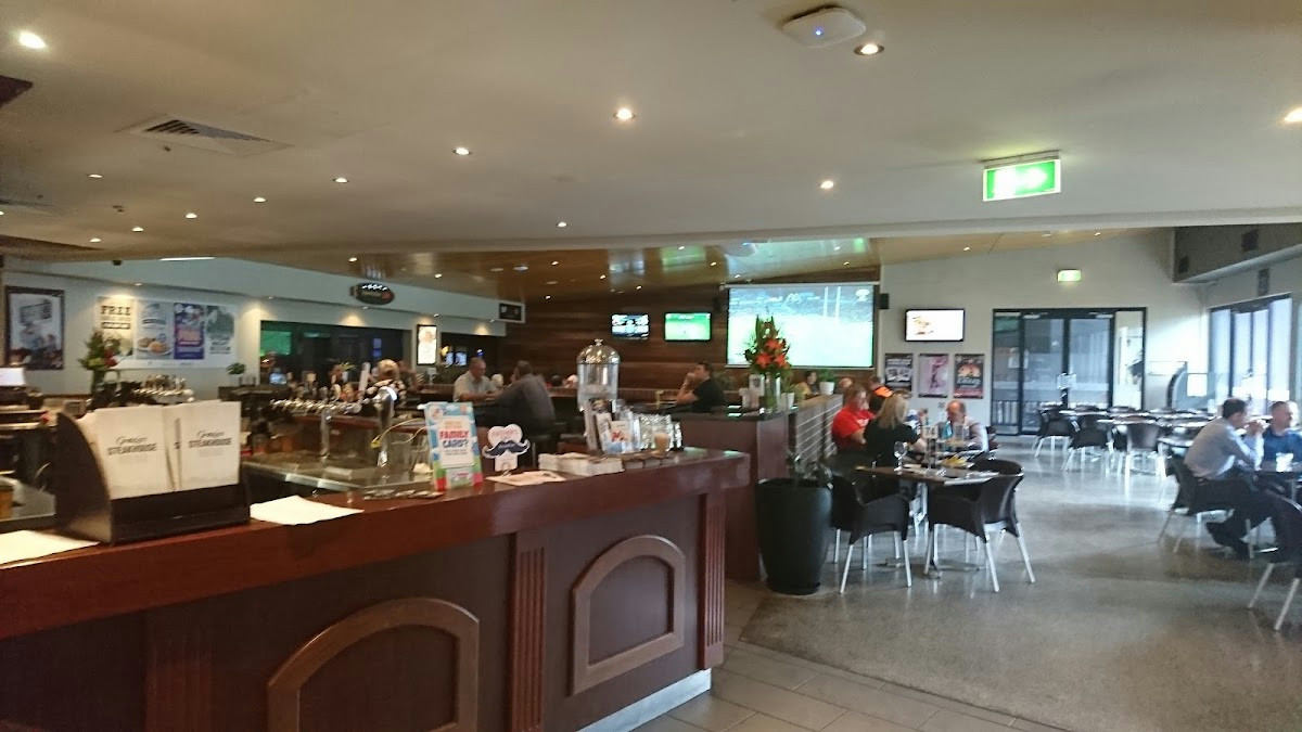 The HAMILTON HOTEL - bar in Hamilton | Via Brisbane